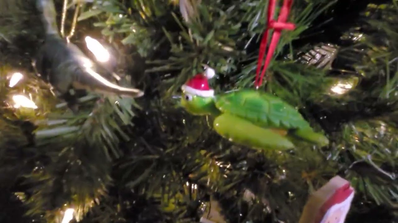 🔥 Very unique sea turtle Christmas ornament