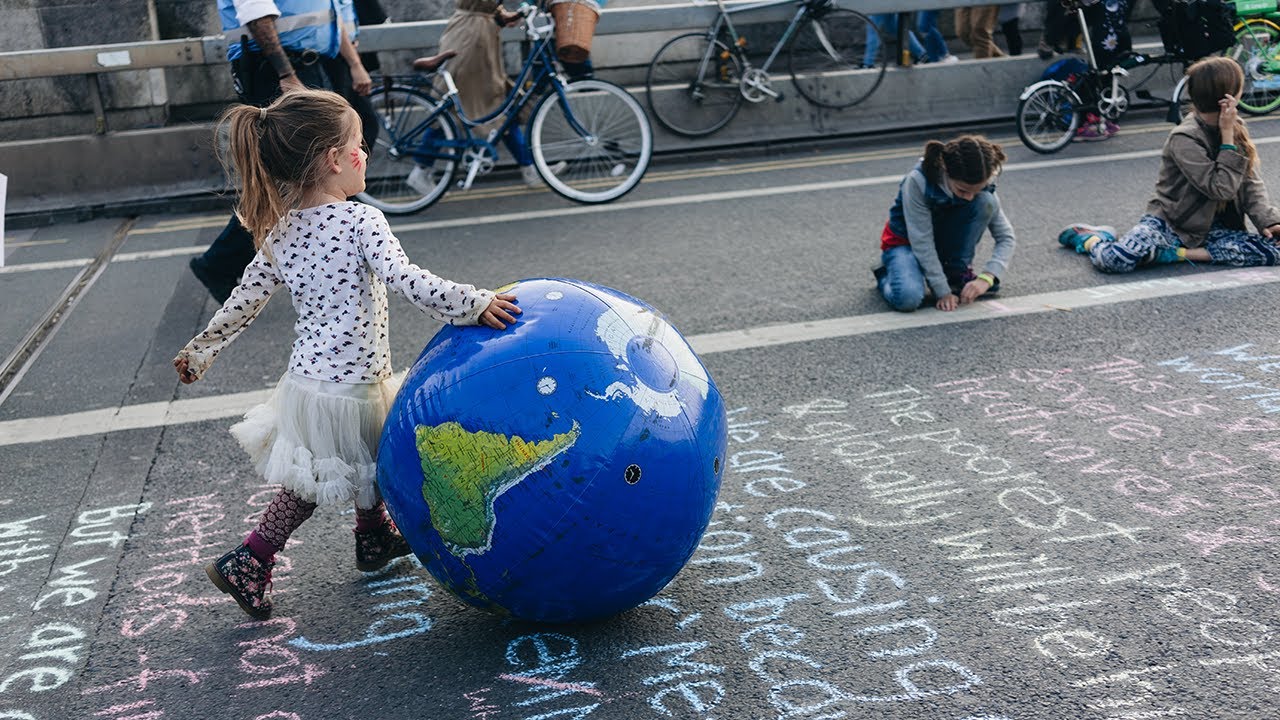 Climate and transport: 10 facts explained