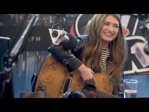 Tenille Townes - "Somebody's Daughter" Live at JR Country