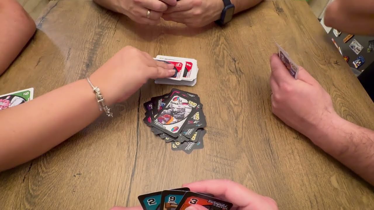 UNO Transformers Flip – Autobots, Draw 4! 🤖🃏
