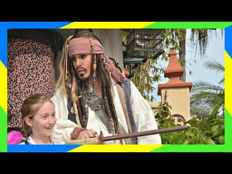 🎅🎅CAPTAIN JACK SPARROW PIRATE TUTORIAL | 👒👡DISNEY OUTLET SHOPPING AT CHARACTER WAREHOUSE