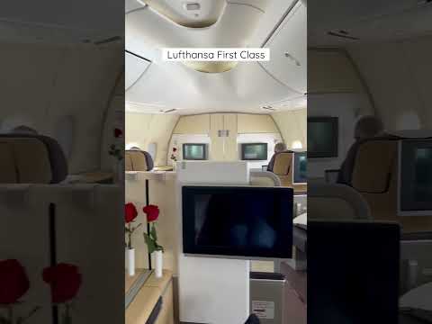 Lufthansa First Class 747 cabin