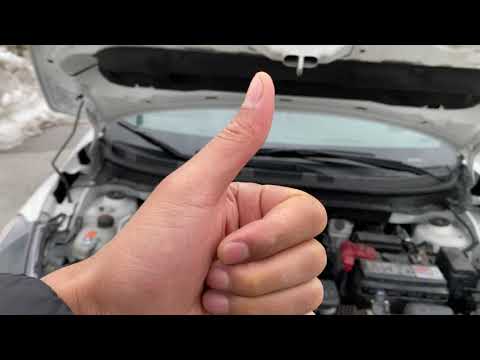 Nissan Kicks - Battery location