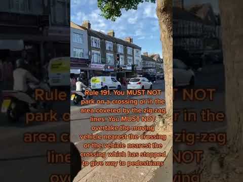 UK Highway Code Rule: NO Parking on ZigZag #shorts #drivingtips #drivingfails
