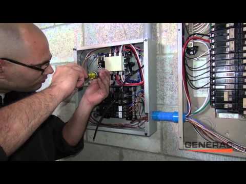 HomeLink™ Upgradeable Manual Transfer Switch