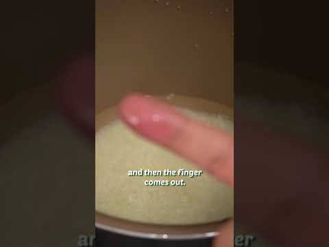 How to Cook Rice using the Asian Finger Trick #shorts