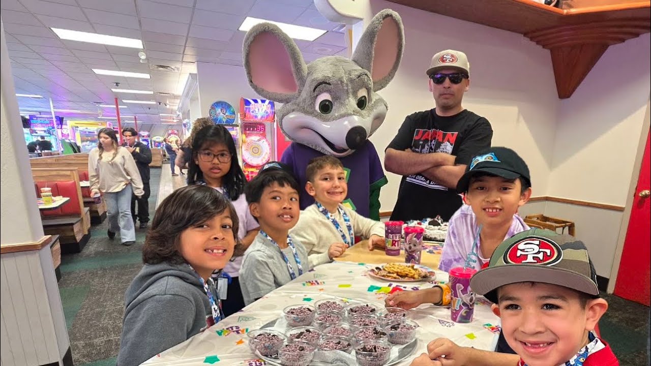 Let's Party with Animitronics at Chuck e Cheese 2026! Brandon's 9th Birthday Party 🎈 🎊 🥳. 