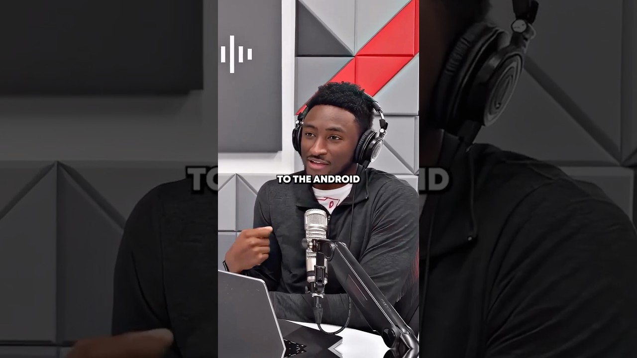 MKBHD On Blue vs Green Bubbles 💬 @Waveform @imparkerburton