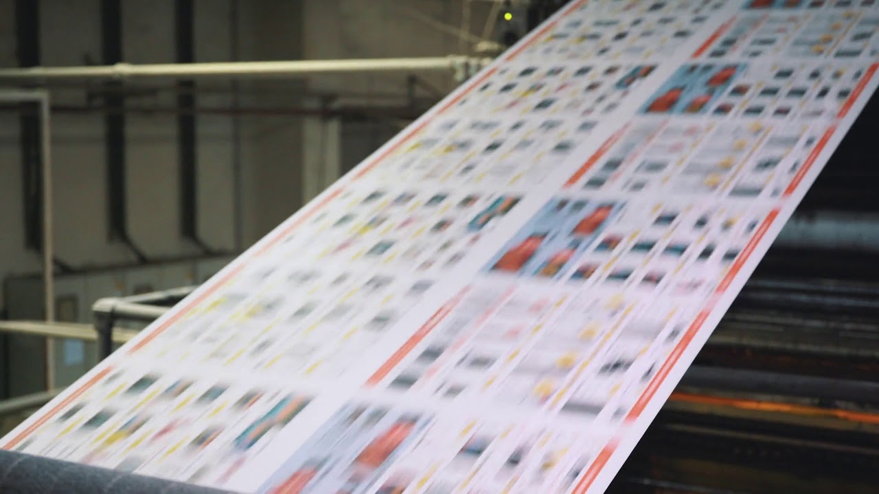 printing newspapers in typography