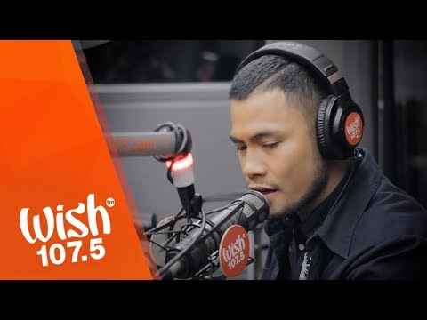 Bugoy Drilon performs "Namo" LIVE on Wish 107.5 Bus
