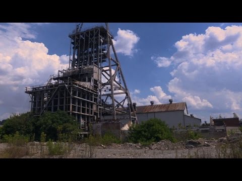 Tough times for S.Africa town blighted by mine closure