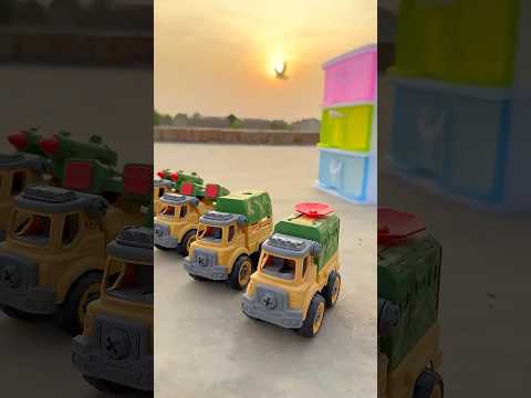 RC 4 Military Truck Crash Review & testingš„#militaryjeep #rcjeep #rctoys #shorts #unboxing