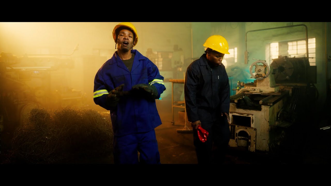 Lyrics & Translations of Impi Yothando by Blaq Diamond | Popnable