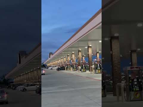 Buc-ees a huge gas station in Richmond, KY