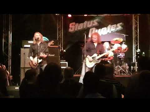 Status Quotes - Mean Girl ( De Pul, Uden.June 3rd, 2022. Quo Tribute)