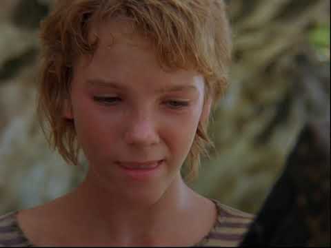 Shipwrecked (1990)- Treasure and weapons