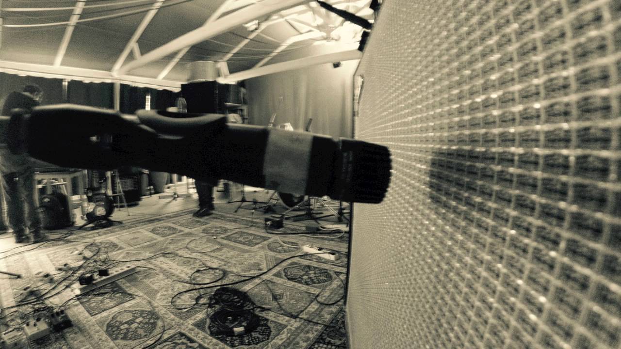 Push The Dolphin HELPIUM scratch The Dust