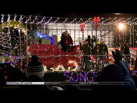 Festival of Lights Parade draws more than 60,000 people
