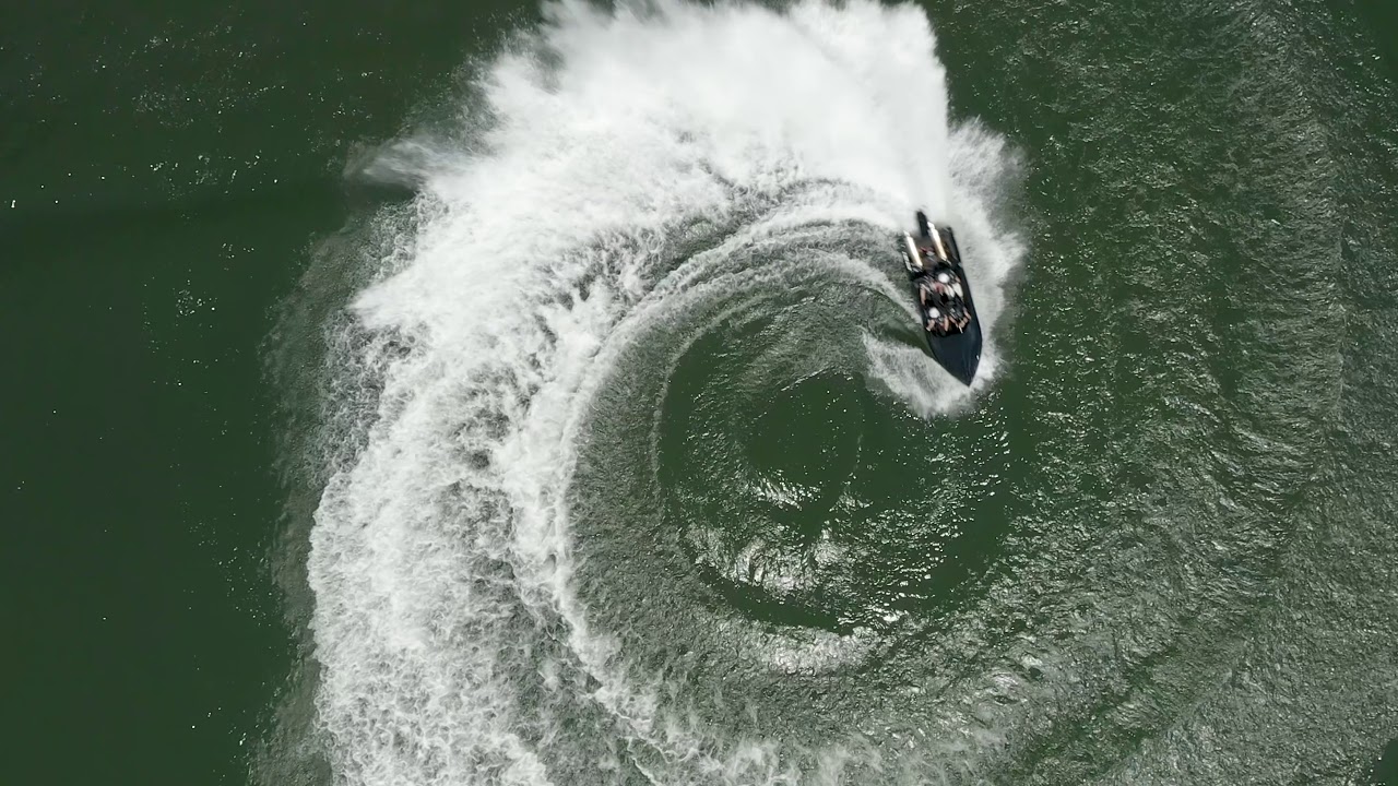 Sprintec Jet Boat Has More Power Than a Camaro ZL1, Took 800 Hours to ...