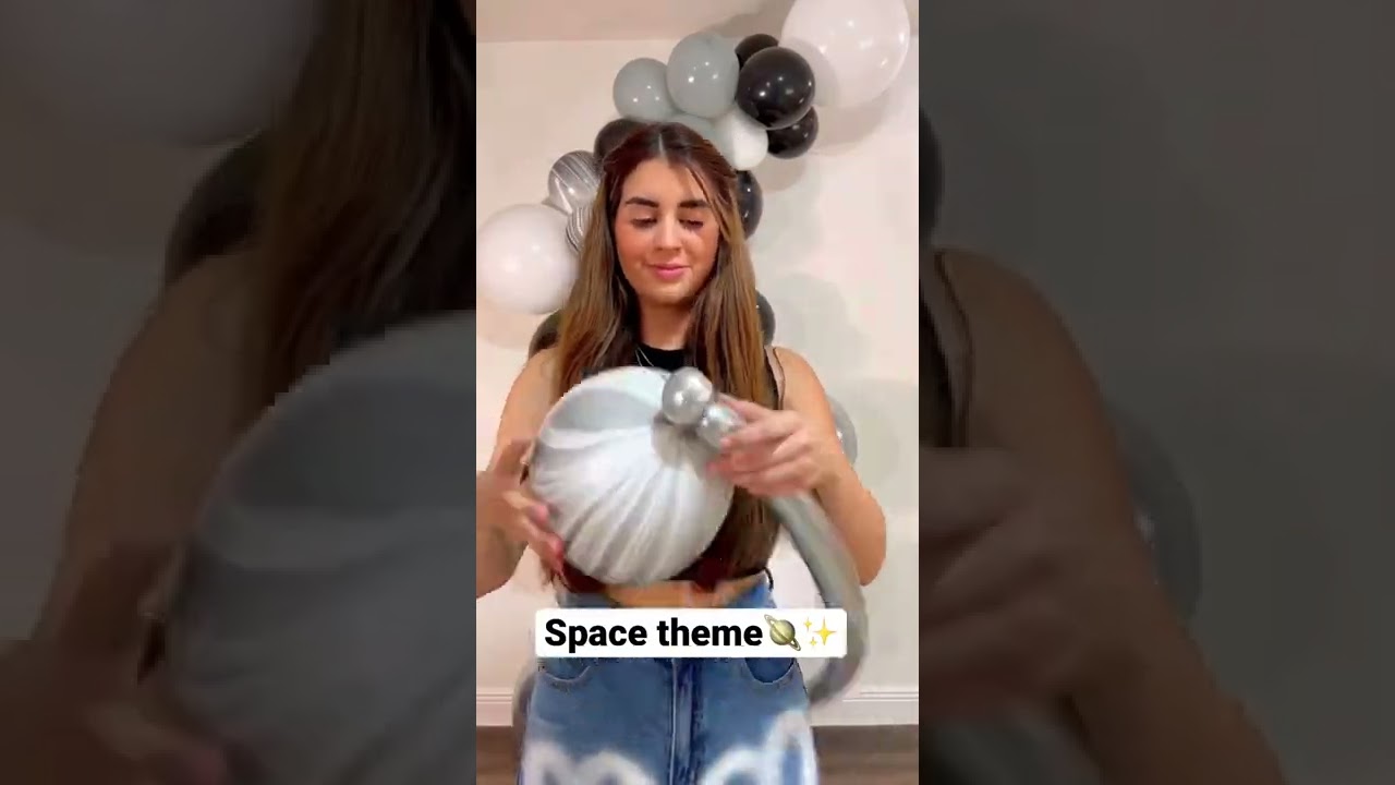 Space Theme #balloonart #balloondecoration #balloonideas #partydecorations #partydecorationideas