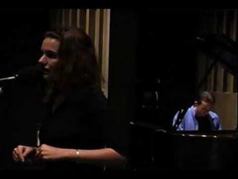 CAROLYN LEONHART discography (top albums) and reviews