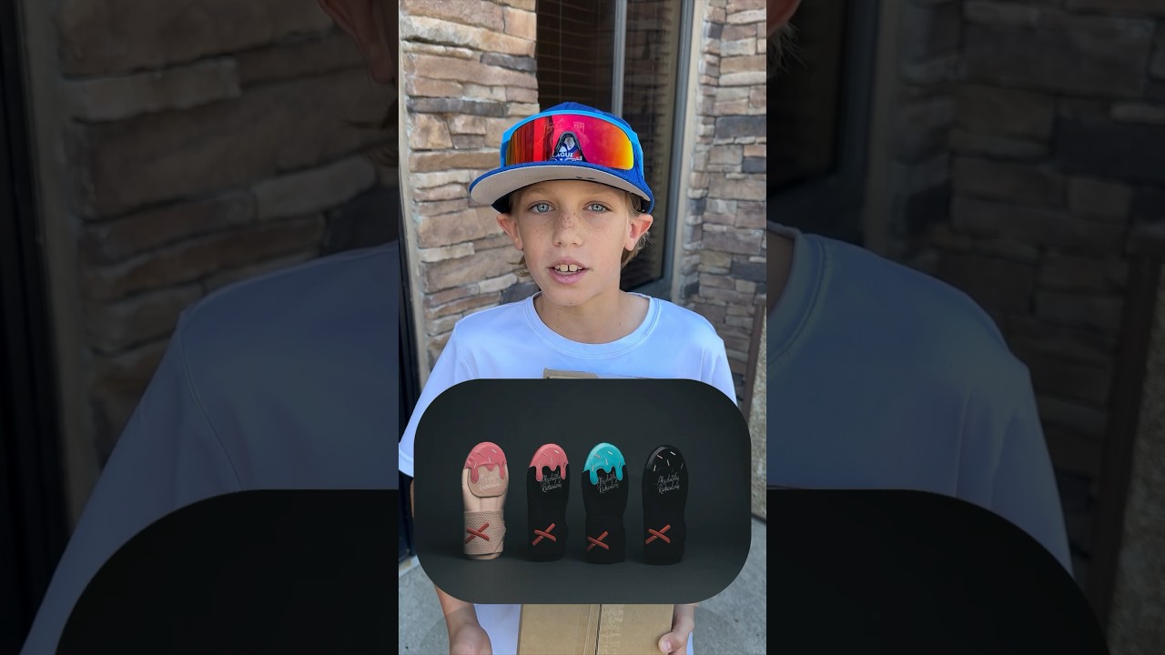 🍦Unboxing an Ice Cream Sliding Mitt from Absolutely Ridiculous #travelbaseball #youthbaseball