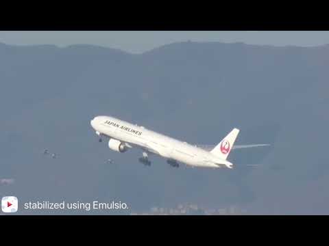 Japan Airlines Boeing 777-346(ER) JA739J @ SFO [12.24.2022]