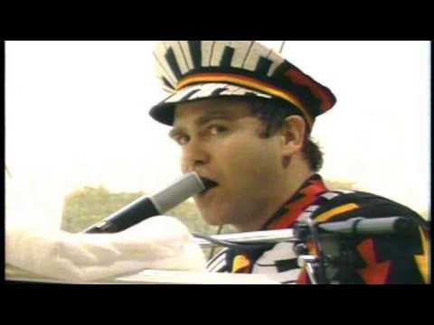 18. Imagine (Elton John - Live at Central Park 9/13/1980)