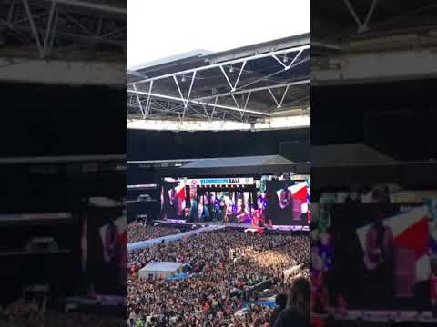 Busted/Jonas Brothers - Year 3000! At Capital STB!