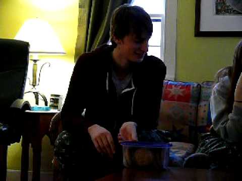Yankee Swap Negotiation Christmas 2009.mov