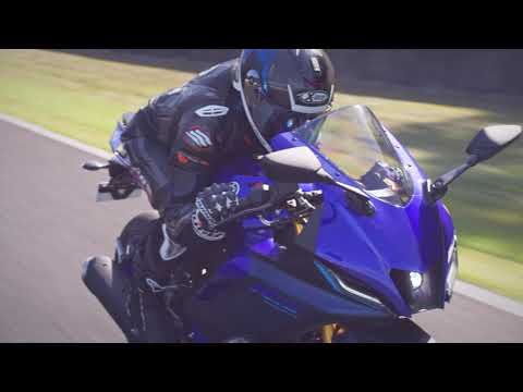 Yamaha R15 - Latest Price, Dealers & Retailers in India
