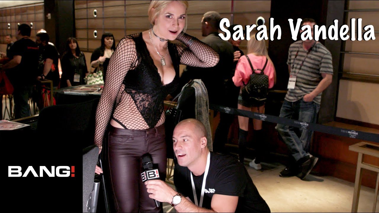 Getting Weird with Sarah Vandella