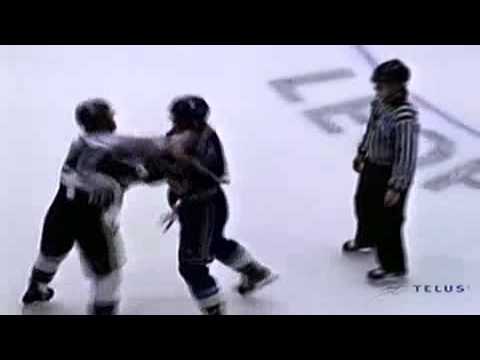 Samuel Tremblay vs. Jeremy Roy, December 08, 2013 - Blainville ...