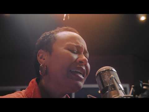 Emeli Sande - Real Life Artist | AceShowbiz