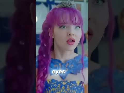 Lover or Fighter? #fypシ゚viral #descendants #Avamax #Fighter #Mal #Evie #descendants3 #musician