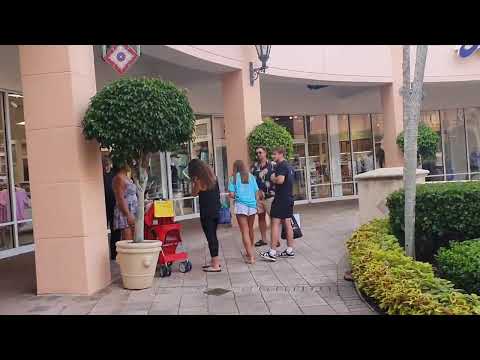 Shopping @ Factory Outlet Florida