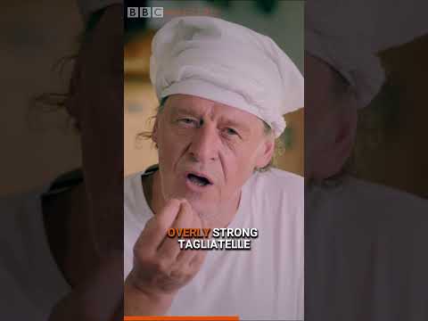 Marco Pierre Whiteโs secret to the perfect beef bolognese #shorts #marcopierrewhite