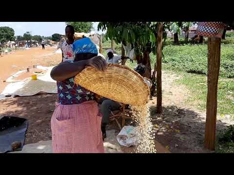 Small scale cross border woman trader at Busia Border