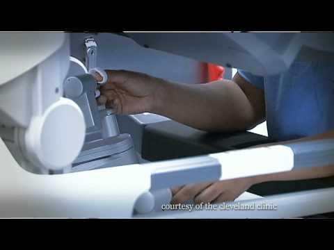 What Does a Heart Surgeon Do?