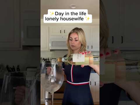 Day in the life of a lonely housewife #shorts
