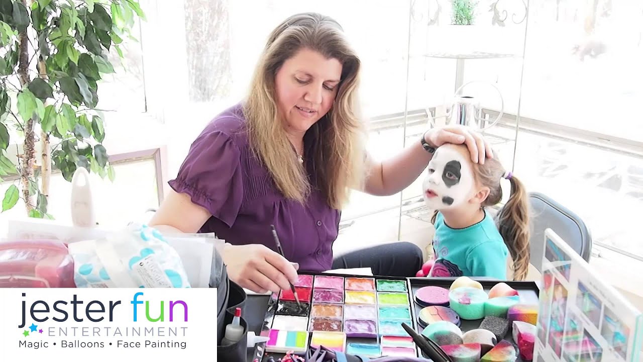 Hire Jester Fun Entertainment - Balloon Twister in Milwaukee, Wisconsin