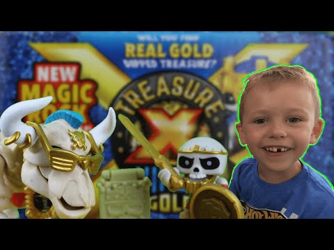 Father and Son Unboxing Treasure X Kings Gold Hunter Mystical Beast Dig and Discover Moose Toys