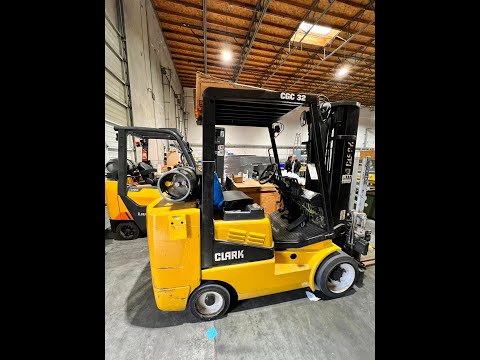 CLARK FORKLIFT CGC32 TYPE LP SN: C365L-0201-9545FB TANK NOT INCLUDED ...