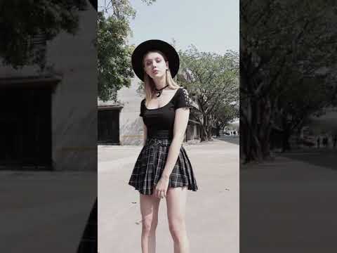 Women's Goth Irregular Plaid Pleated Mini Skirt PQ564BQ