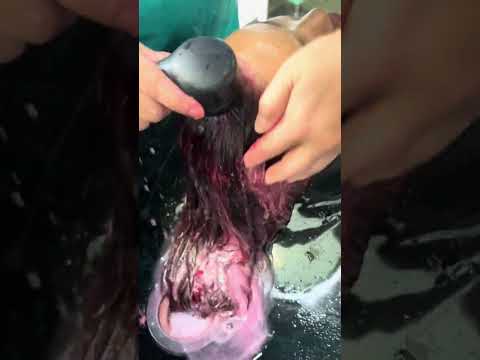 Achieve vibrant wine red hair with our no-bleach dye & shampoo #shampoohairdye