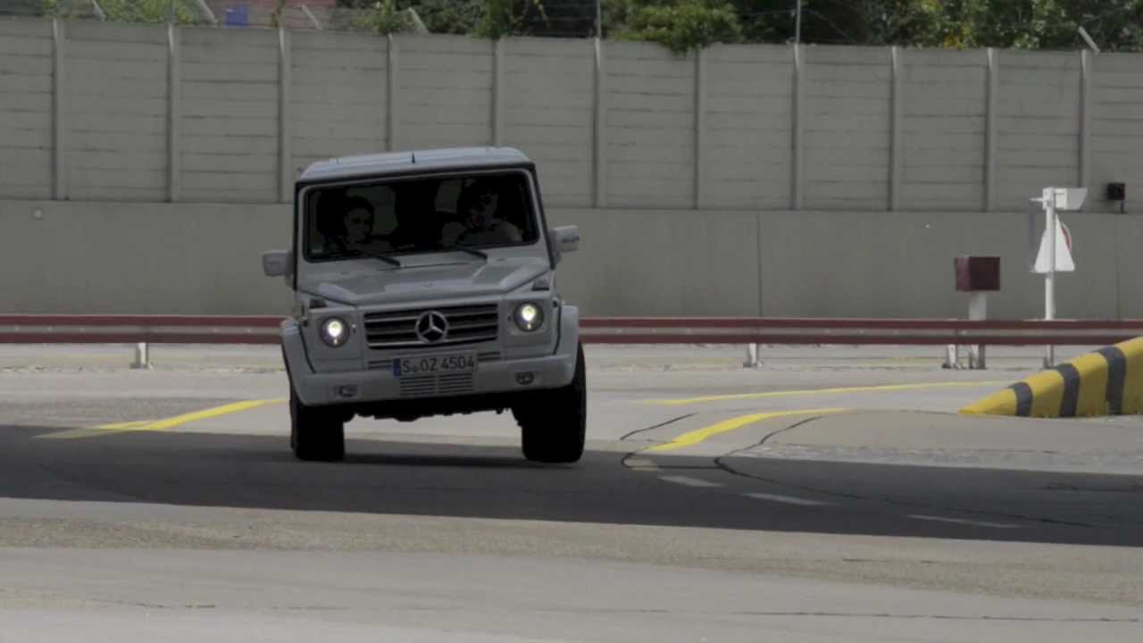 Watch a Mercedes G-Class Go Around a Banked Test Track - autoevolution