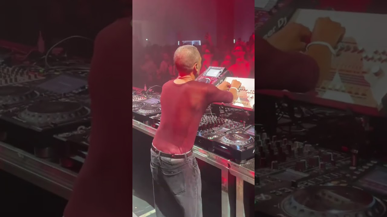 Jeff Mills aka The Wizard