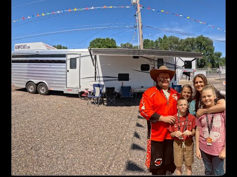 Behind the Scenes #10 Family of Five on the Rodeo Road!