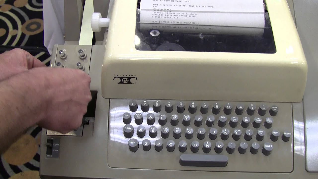 Teletype Model 33 ASR loaded software from a Decitek and Altair 680 at VCF/ECCC Expo