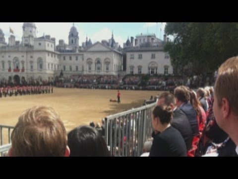 Soldier faints in front of Kate Middleton at Trooping the Colour ...